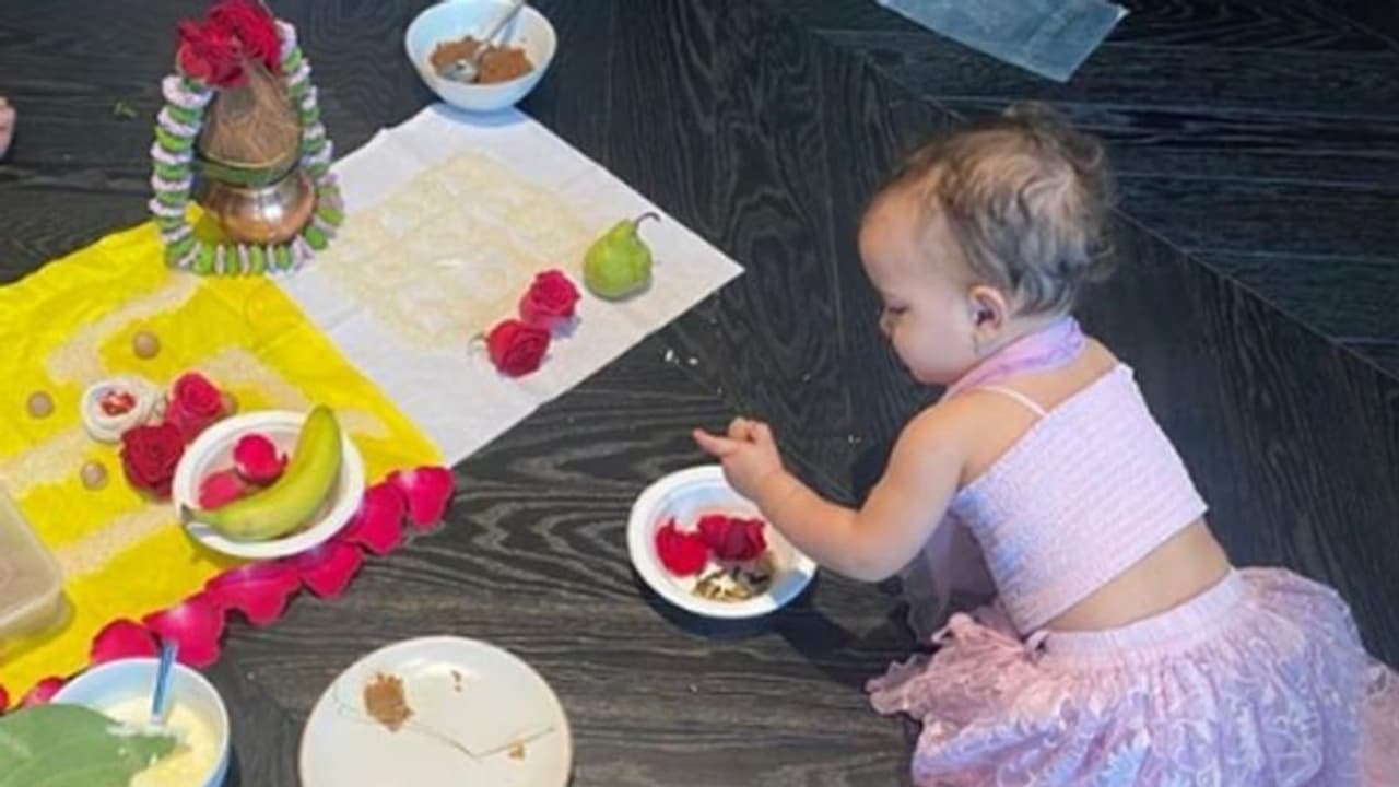 വീട്ടിലെ വിശേഷാവസരത്തില്‍ ലെഹങ്കയണിഞ്ഞ് ക്യൂട്ടായി മകള്‍; ഫോട്ടോ ...