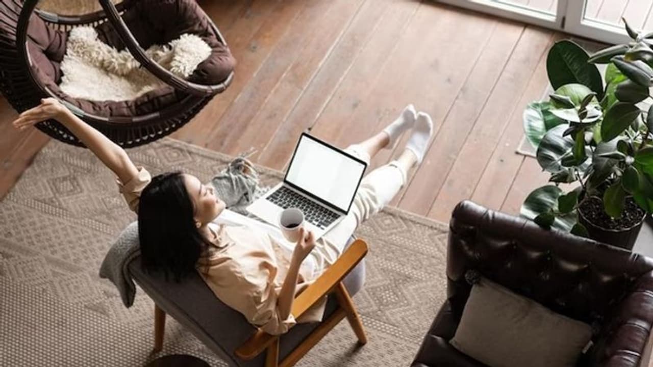 5 Simple Ways to Unwind yourself in Work from Home mode | Asianet Newsable