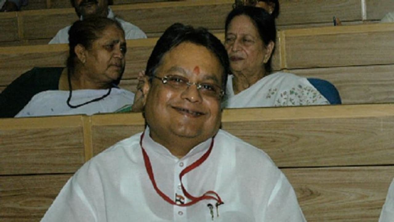 Former MP Vijay Darda, son Devendra sentenced to 4 years in jail in ...
