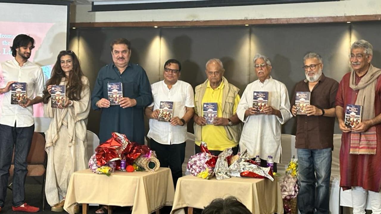 फिल्ममेकर सुनील सालगिया ने अपने पहले ही 'नॉवेल' में ऐसा क्या लिखा कि ...