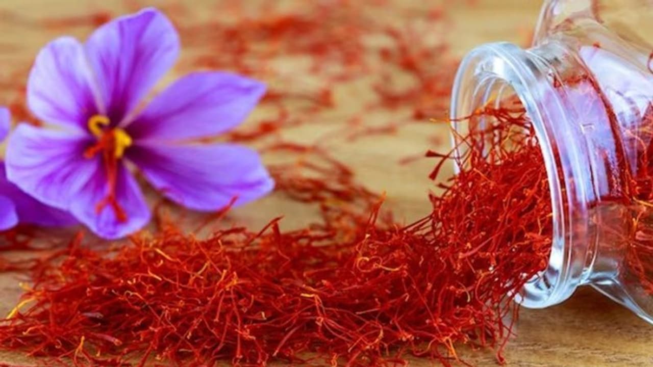Indian ingredients: 5 surprising benefits of Saffron in improving your ...
