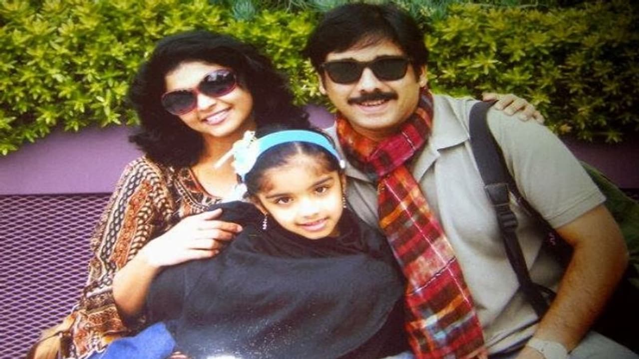 Actor Vineeth Family Photos : நம்ம சந்திரமுகி லவ்வரை நியாபகம் இருக்கா ...