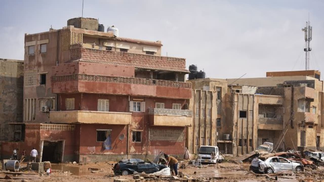 Libya floods: Dramatic videos capturing deluge that has killed 5000 people so far go viral ...