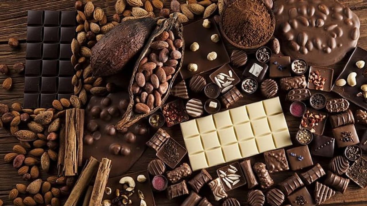 5 harmful side effects of eating Excessive Chocolates daily | Asianet ...