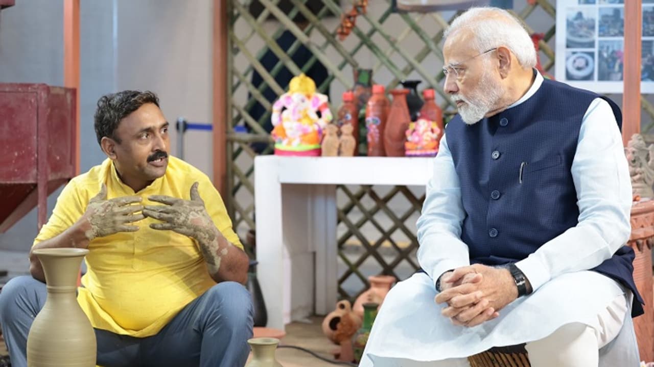 Vishwakarma: தொழில் தொடங்க பயிற்சி, ரூ.3 லட்சம் கடன் - அரசின் அசத்தலான ...
