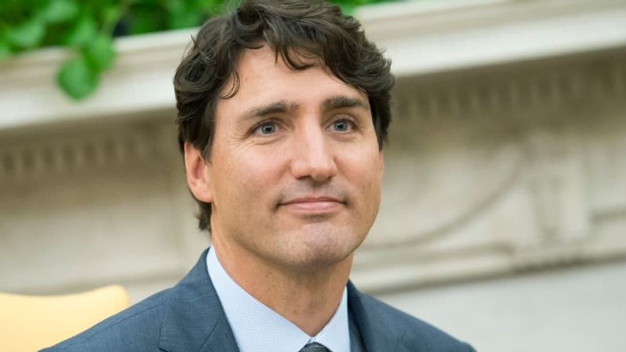 Justin Trudeau Profile: एक स्कूल टीचर से कनाडा के प्रधानमंत्री बने ...