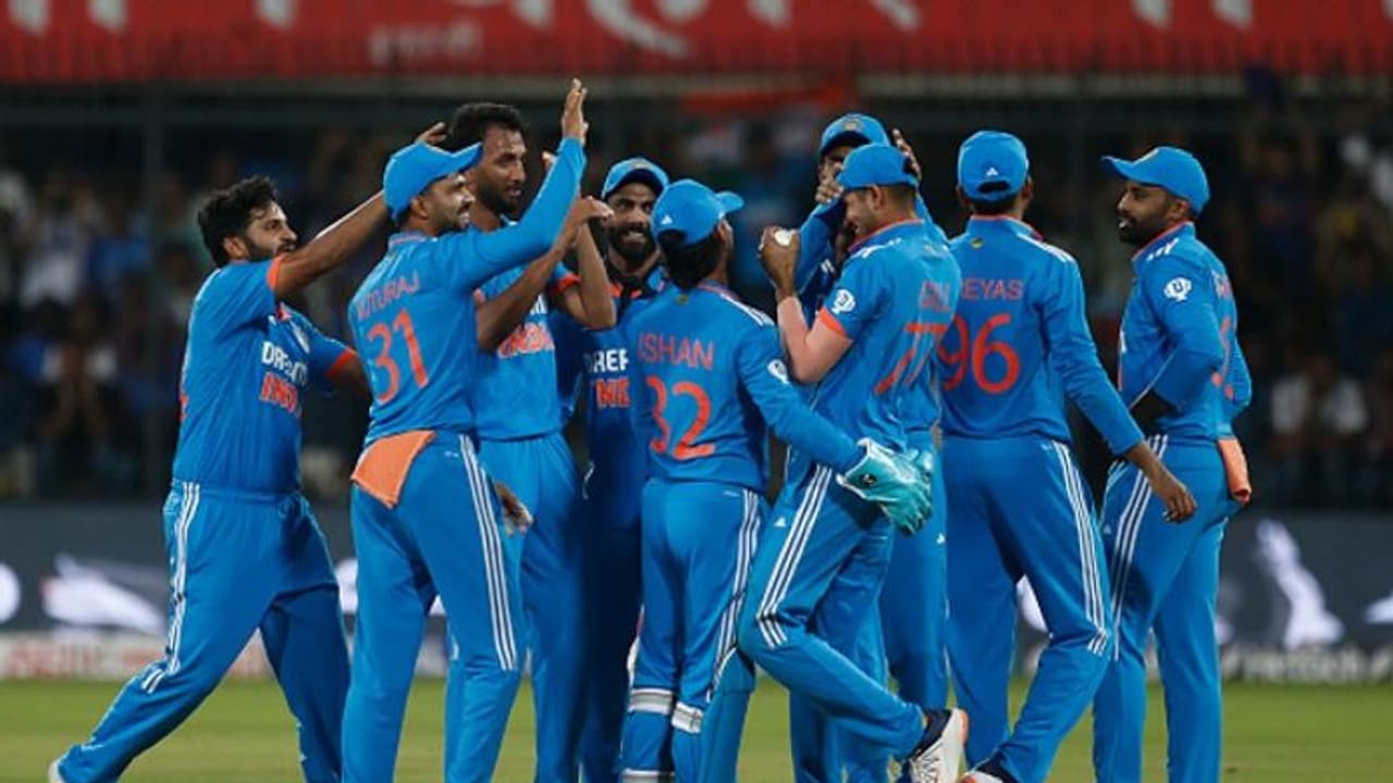 IND vs AUS 3rd ODI: Men in Blue eye rare ODI clean sweep against ...