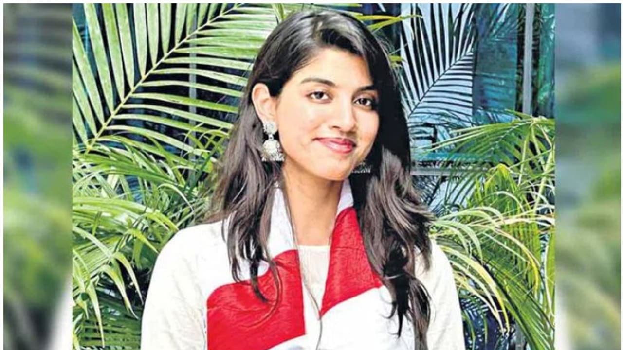Salary Rs 10 lakh Record breaking Meet BBA student Malissa Fernandes ...