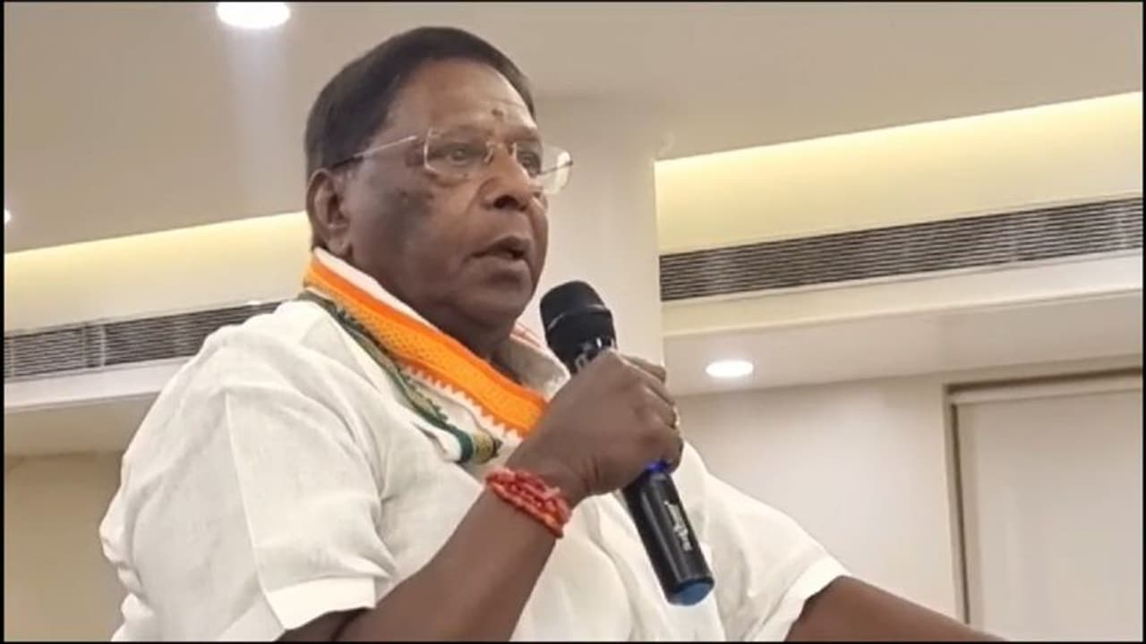 தொடர்ந்து பொய் பேசும் நரேந்திர மோடி பிரதமர் பதவிக்கே தகுதியற்றவர் ...