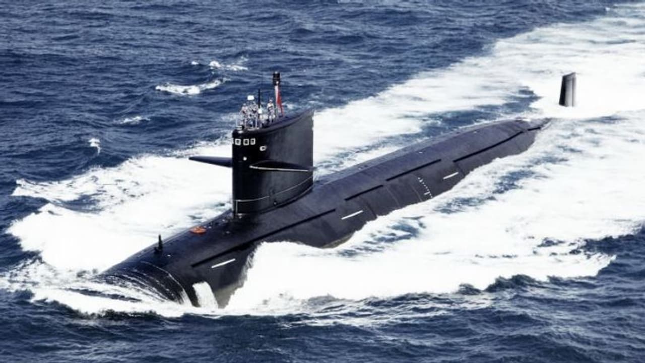 55 Chinese sailors died in submarine accident, says secret UK report ...