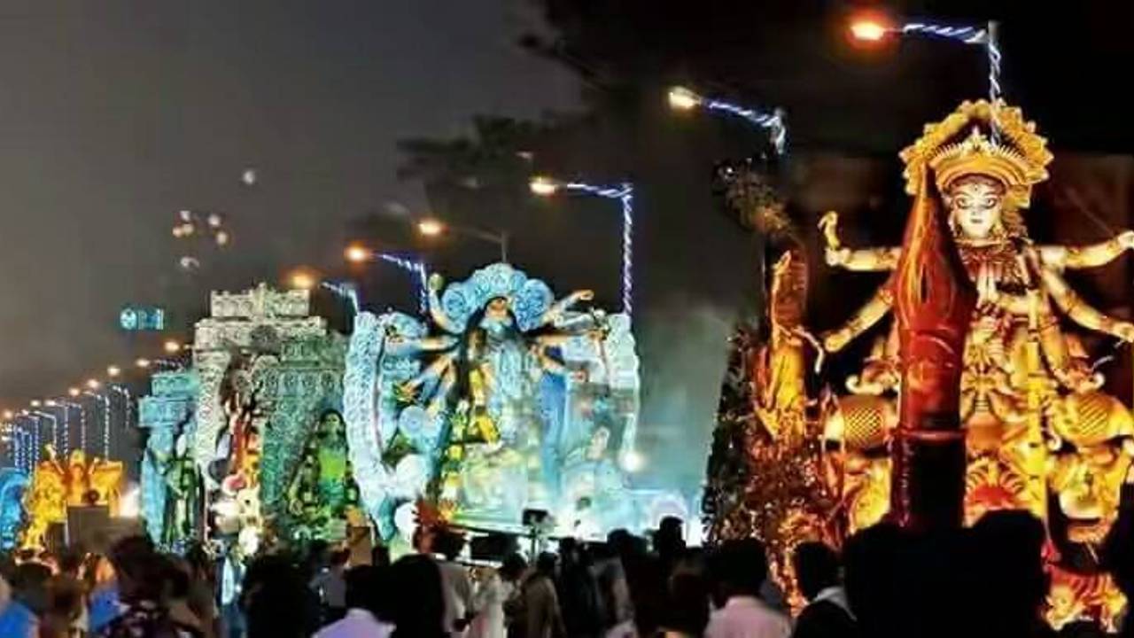 আরজি কর কাণ্ডের আবহেই দুর্গাপুজো কার্নিভালের প্রস্তুতি শুরু! মমতা ...