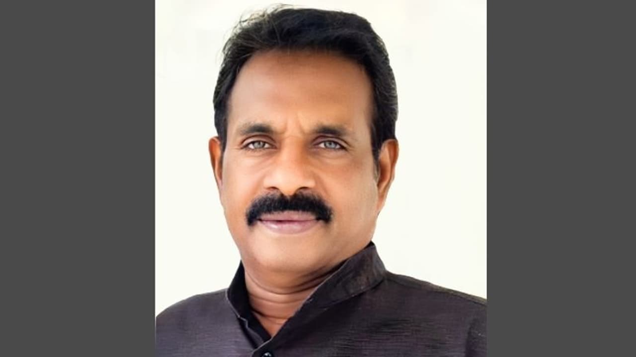 നടൻ അമിത് ചക്കാലക്കലിന്‍റെ പിതാവ് സാജു ജേക്കബ് അന്തരിച്ചു | Actor Amith ...