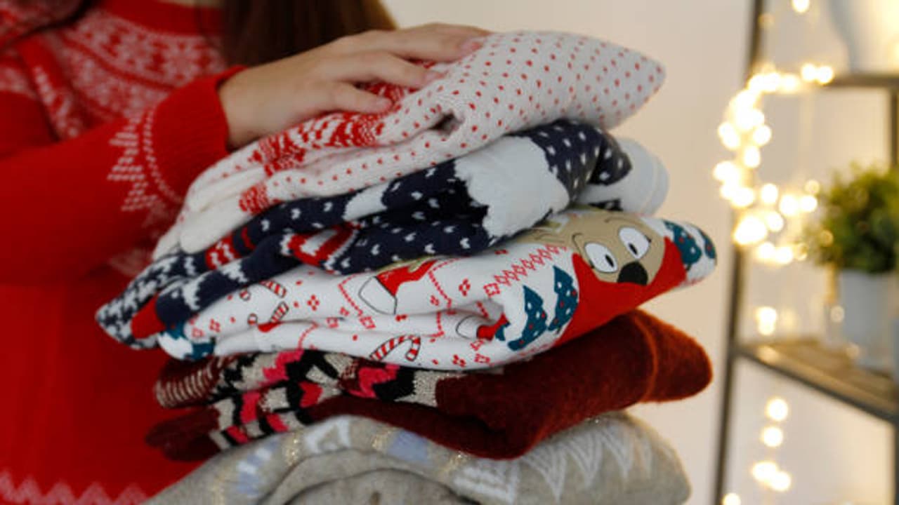 7 quick ways to remove lint from winter clothes | Asianet Newsable
