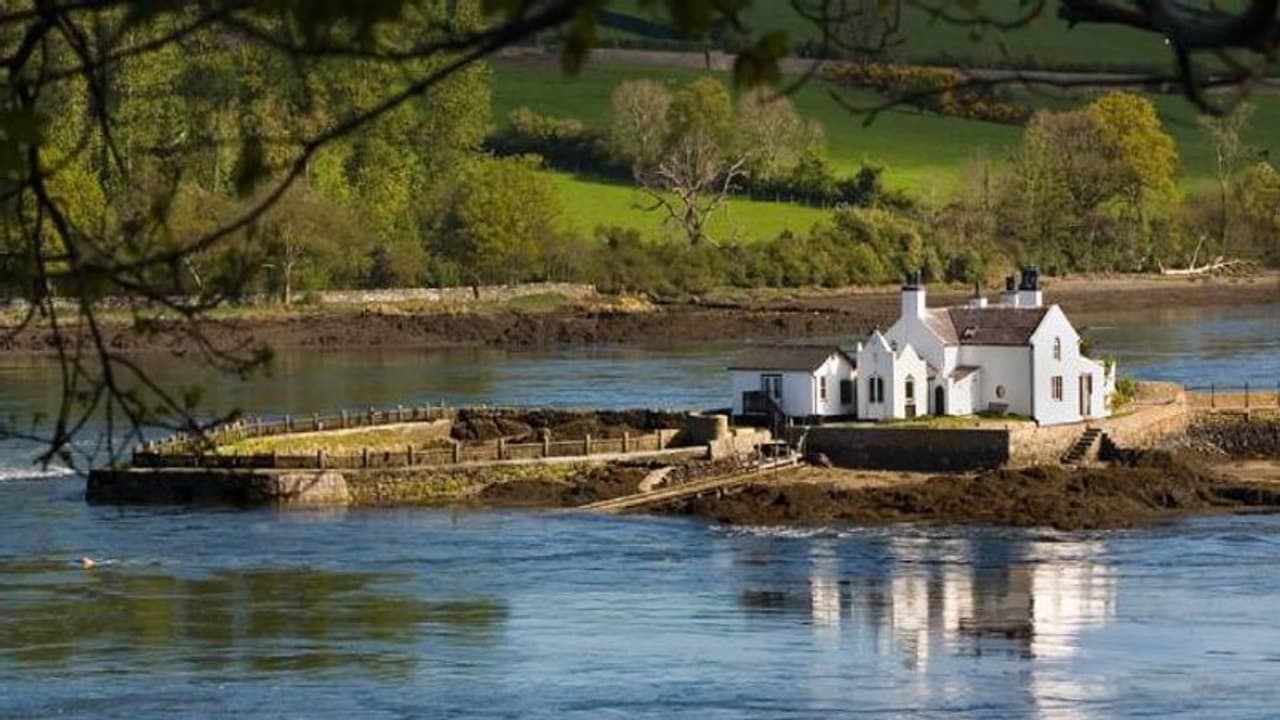 അതിമനോഹരമായ ദ്വീപ്, ലക്ഷക്കണക്കിന് രൂപ നൽകാമെന്ന് പറഞ്ഞാലും ...