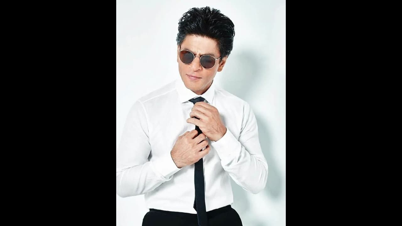Shah Rukh Khan unveils details into his upcoming film's character, 'To ...