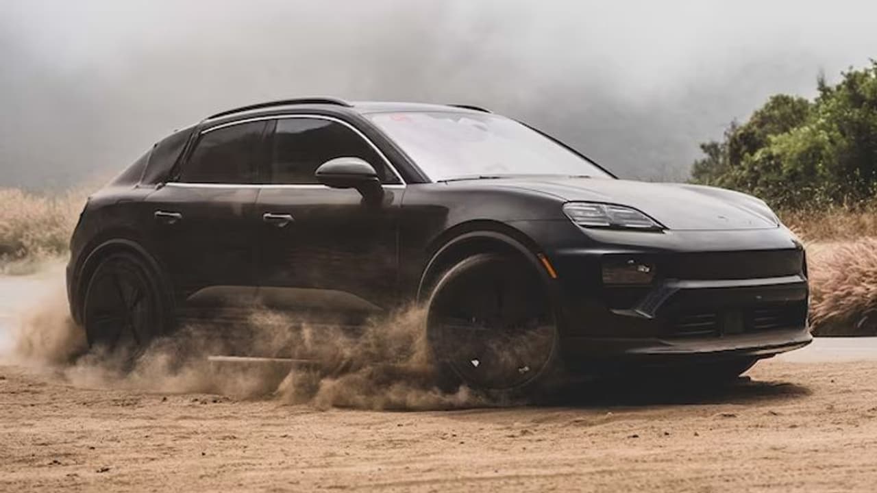 Porsche Macan EV Launch : இந்திய சந்தையில் புதிய EV கார்.. 2024க்காக ...