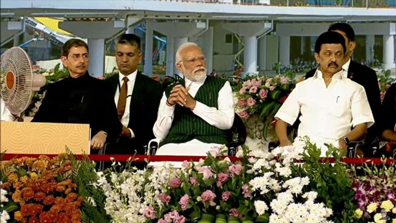PM Modi inaugurates ambitious Rs 20,000 crore development plan for ...