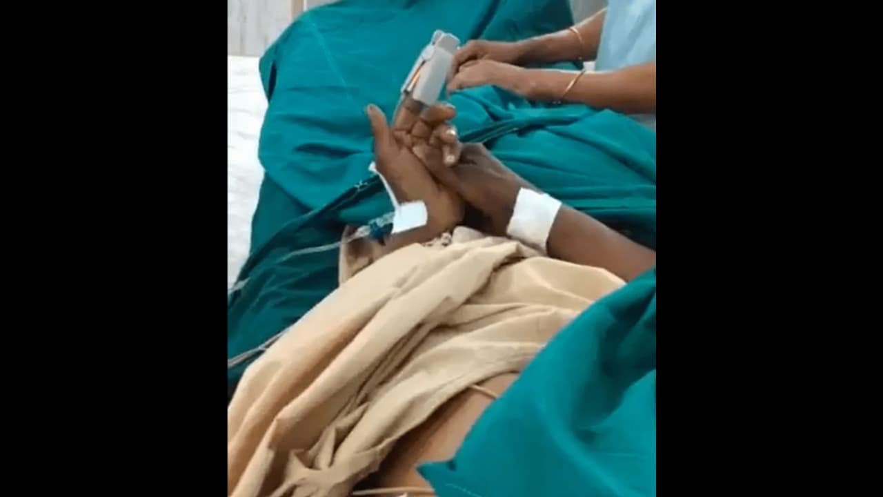 Viral Video: Patient seen having 'gutka' while undergoing treatment ...