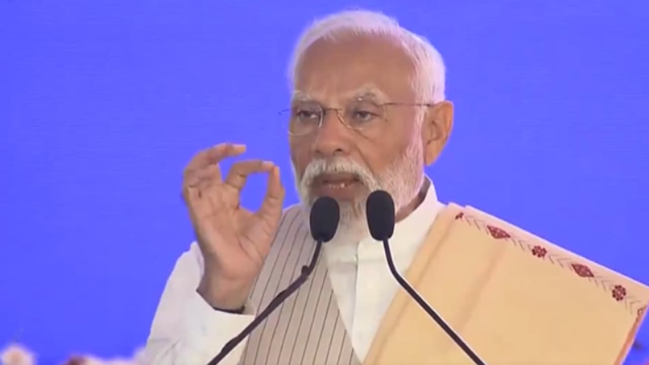BJP's 1st list of 195 candidates for Lok Sabha Elections: PM Modi to ...
