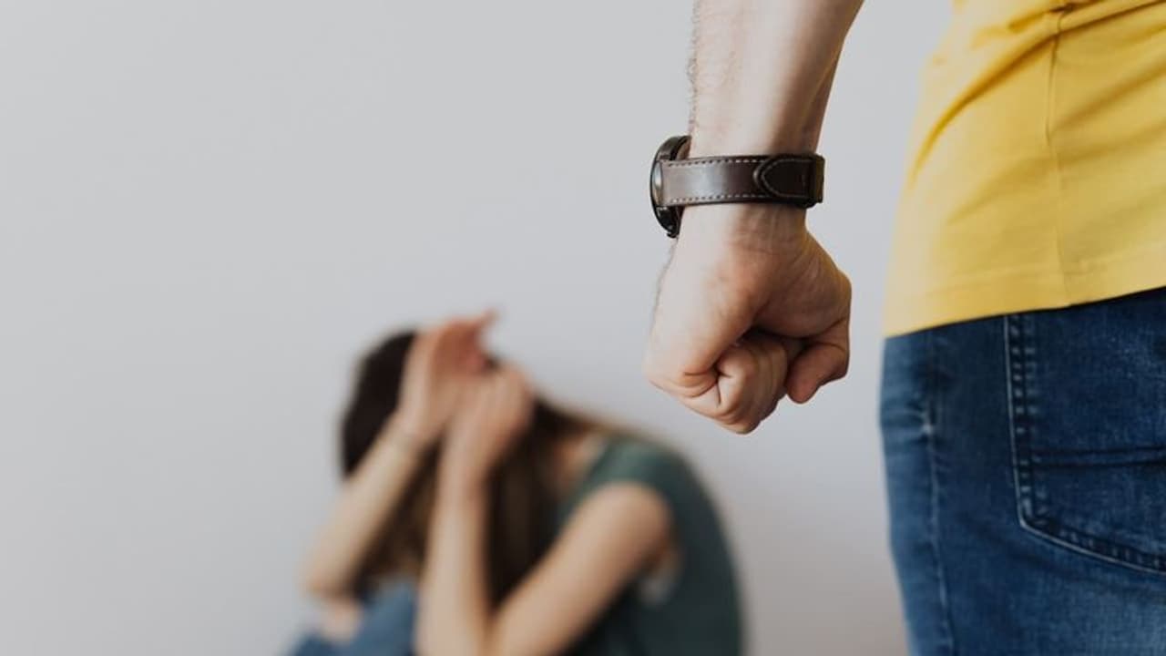 Fighting gender-based violence: The urgent need for male allyship | Asianet Newsable