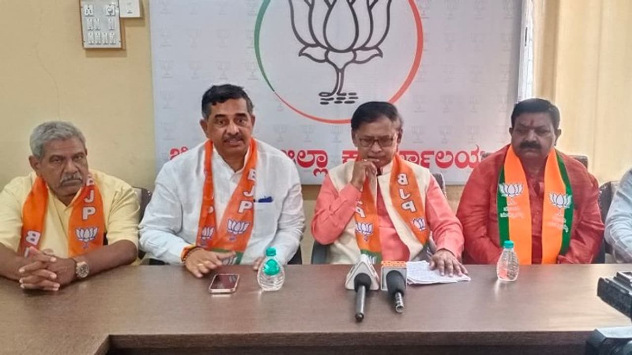 ಭೀಕರ ಬರ ನಿಯಂತ್ರಿಸುವಲ್ಲಿ ಸರ್ಕಾರ ವಿಫಲ: ಸಂಕನೂರ ಆಕ್ರೋಶ | Government Of ...