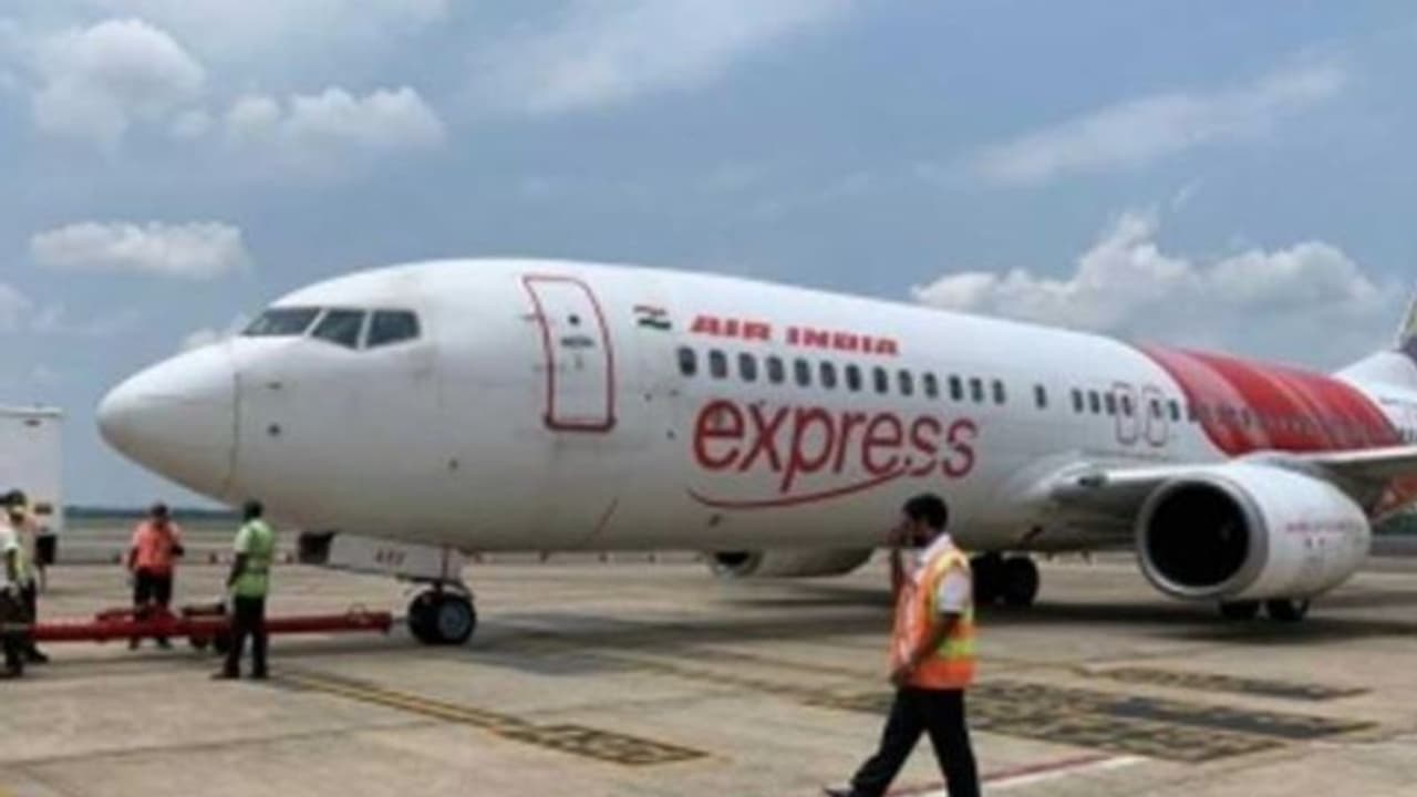 Doctor's heroic efforts save passenger's life mid-air on Delhi-Pune ...