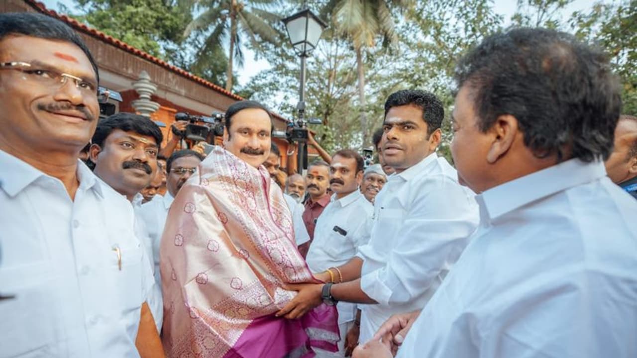 Vikravandi By Election: விக்கிரவாண்டி இடைத்தேர்தல்.. தேசிய ஜனநாயக ...
