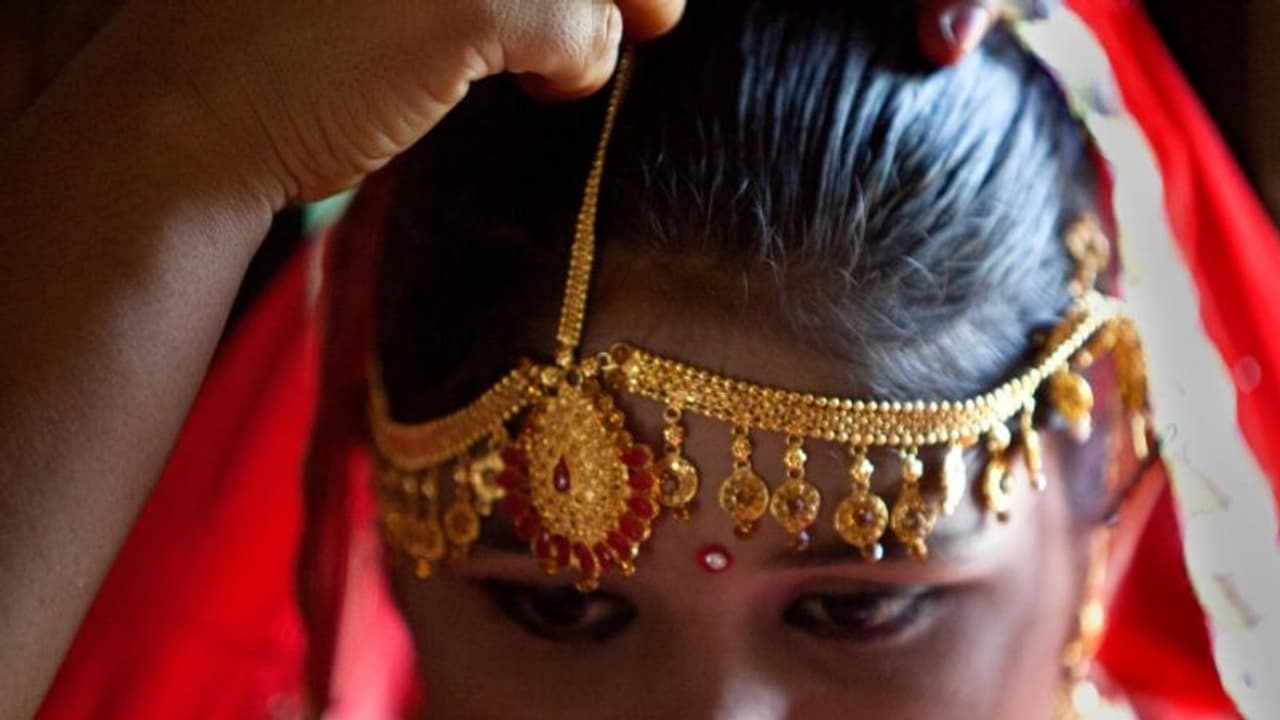 Malayalam News : കോഴിക്കോട്ട് ബാലവിവാഹം; 15 വയസുള്ള പെൺകുട്ടിയെന്ന് ...