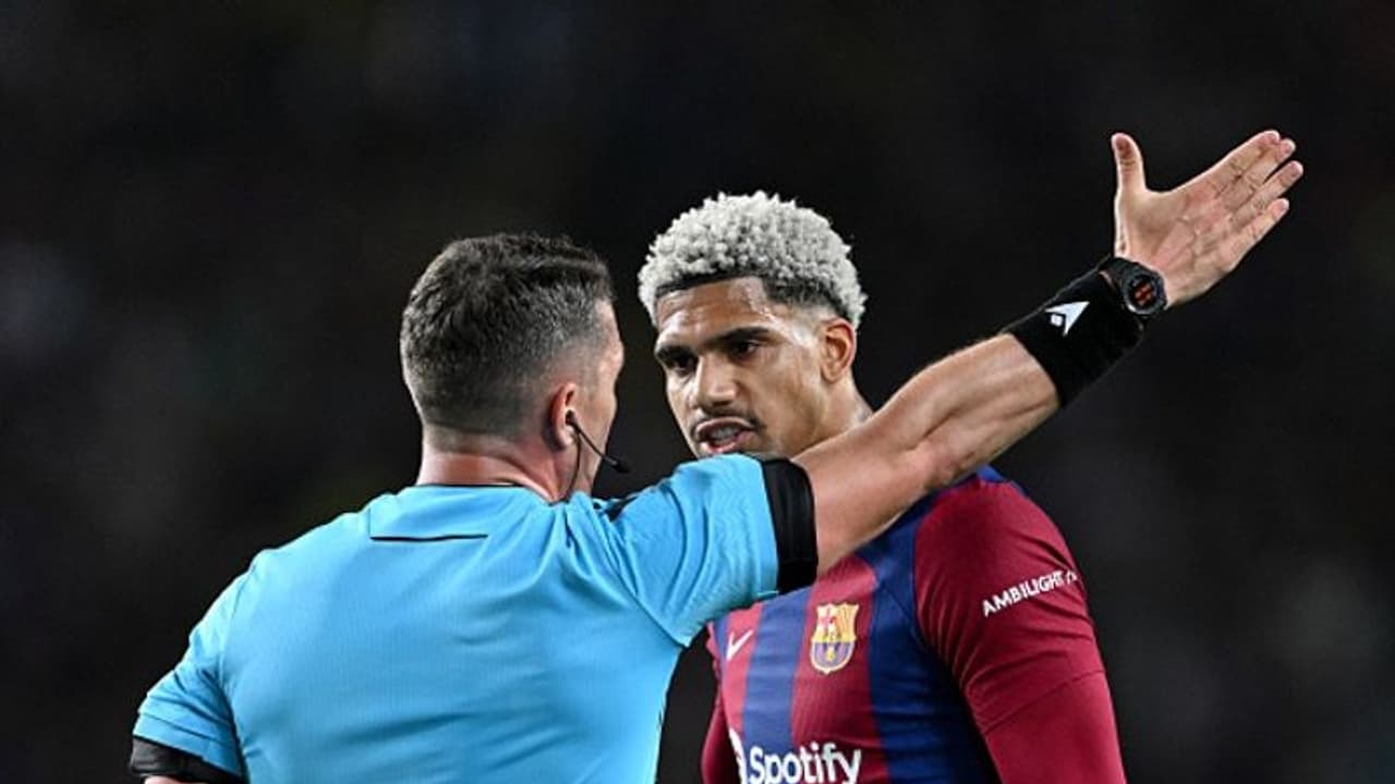 Champions League 2023-24: Xavi blames referee for Barcelona's implosion before PSG turnaround ...
