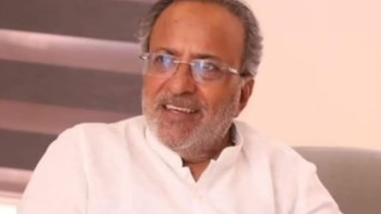 Arjun Modhwadia praises PM Modi's democratic style of governance; check ...