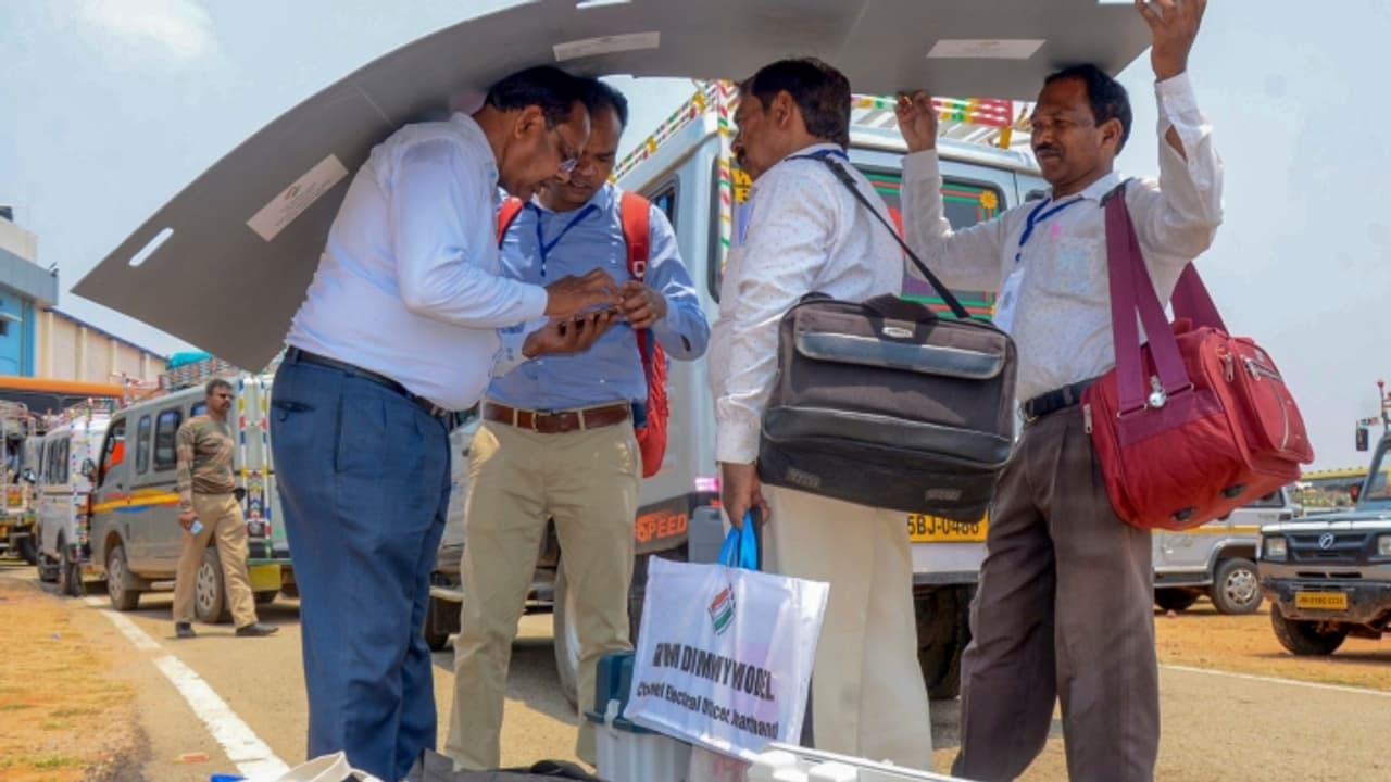 Lok Sabha Election phase 4 Voting LIVE: आज चौथे चरण का मतदान, 10 ...