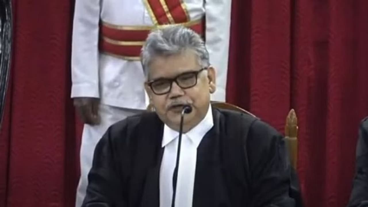 Calcutta High Court judge Chitta Ranjan Dash says He is RSS Man ...