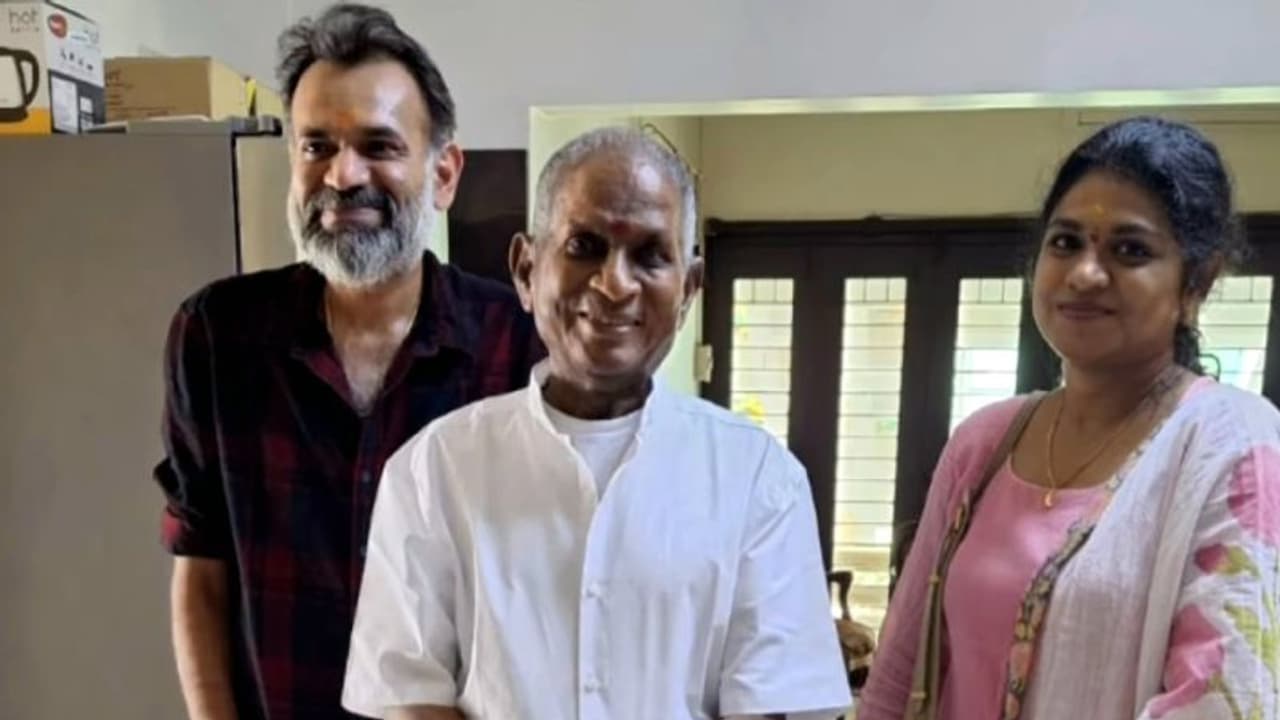 Ilaiyaraaja Blessed Premgi and Indu : பெரியப்பாவிடம் ஆசிபெற்ற பிரேம்ஜி ...