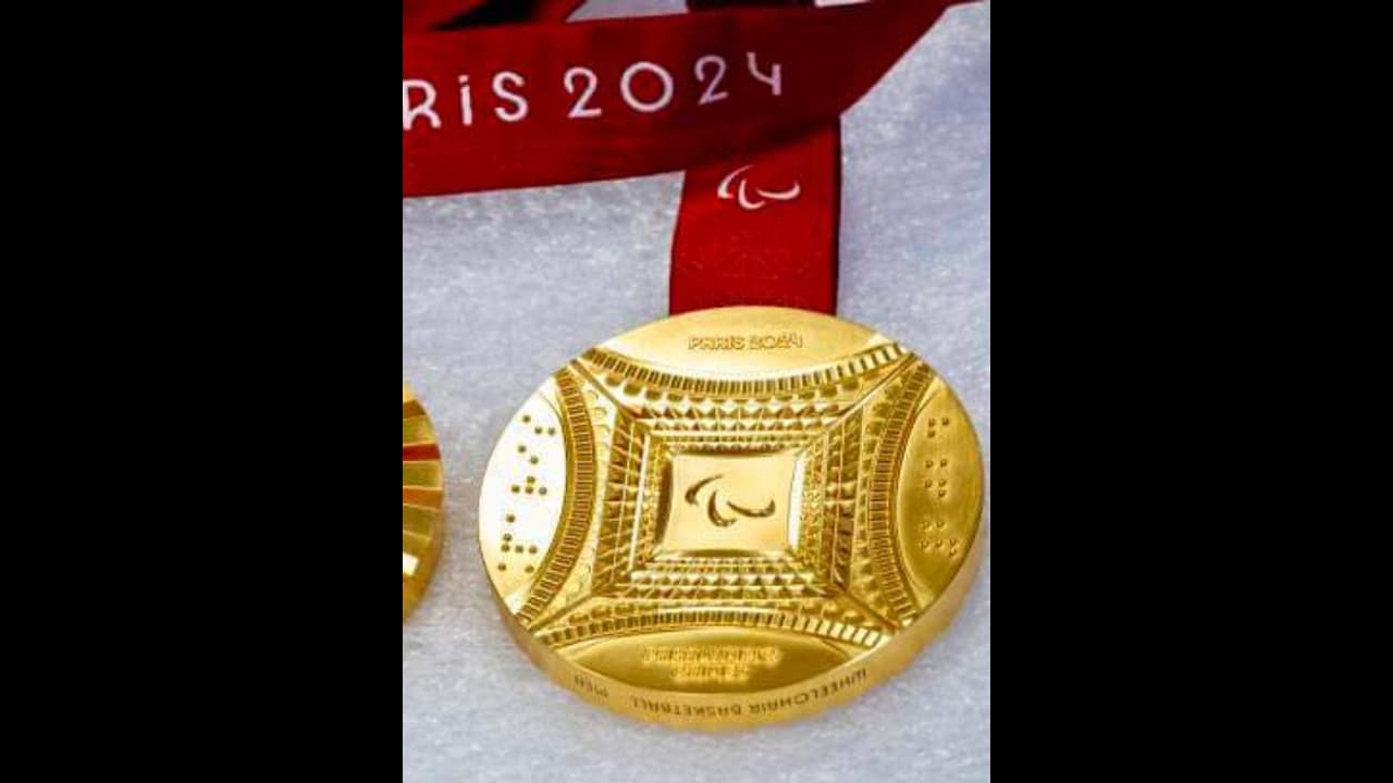 Olympic Gold Medal Price: பாரிஸ் 2024 ஒலிம்பிக் தங்கப் பதக்கத்தின் விலை ...