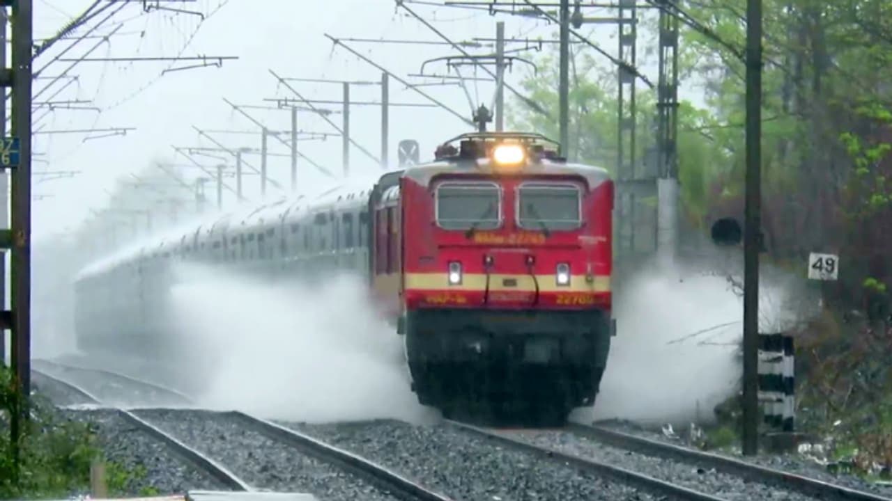 Dirtiest trains in India: Here are Indian Railways' 5 most unhygienic ...