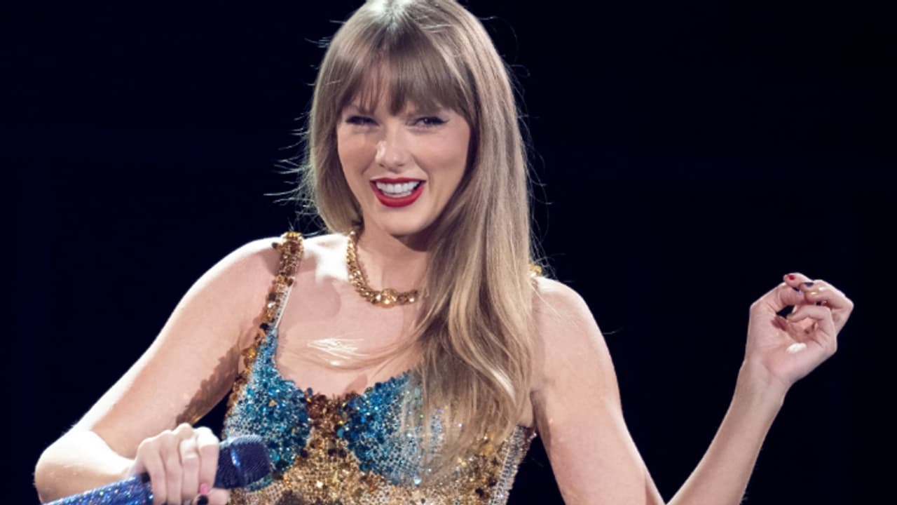 12 Timeless Taylor Swift Quotes on Love, Friendships, and Life ...