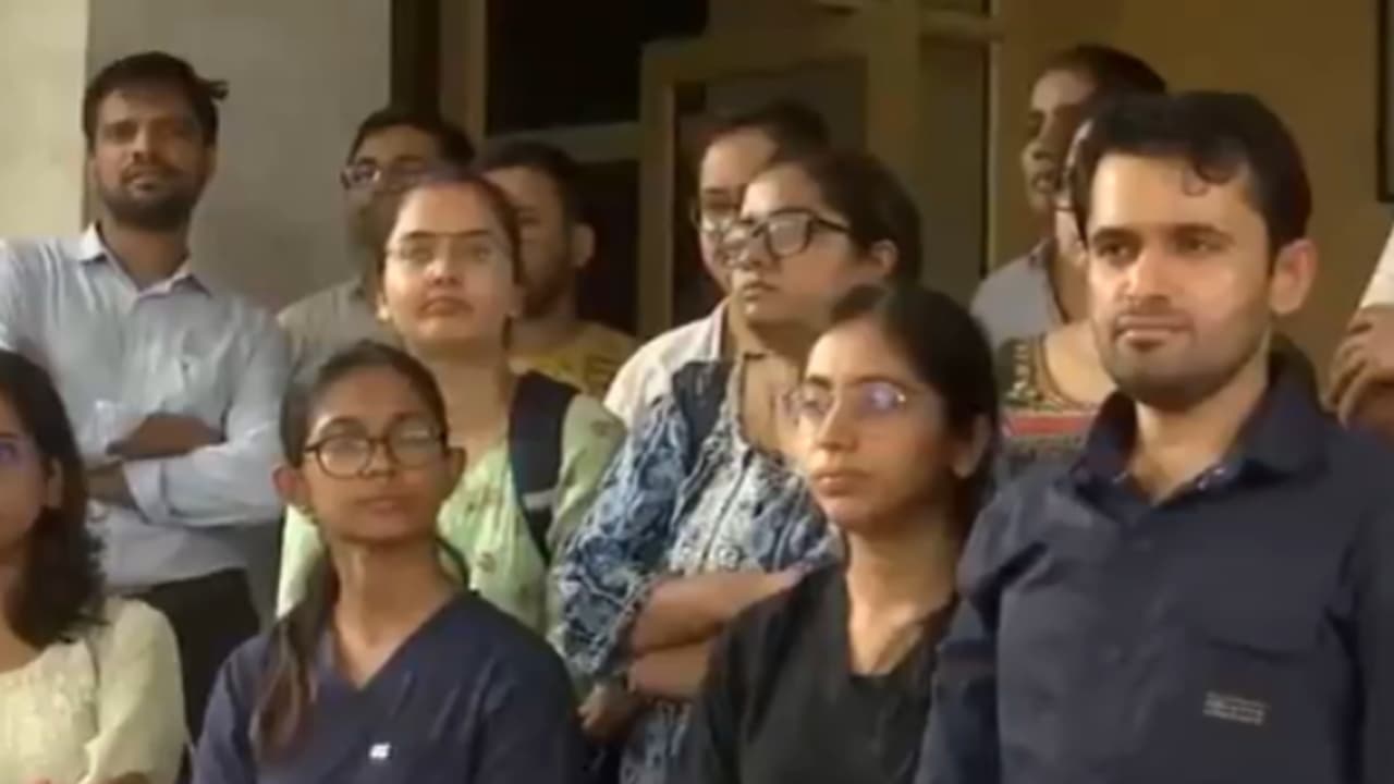 कोलकाता की आग पहुंची राजस्थान, मेडिकल सिस्टम ठप, 5000 से ज्यादा डॉक्टर ...