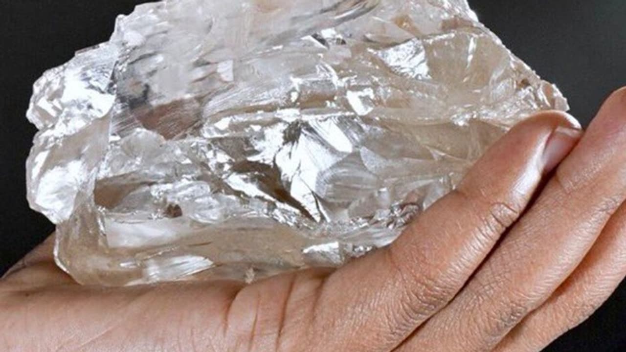 Remarkable discovery! 2,492-carat diamond, world's 2nd largest, found ...
