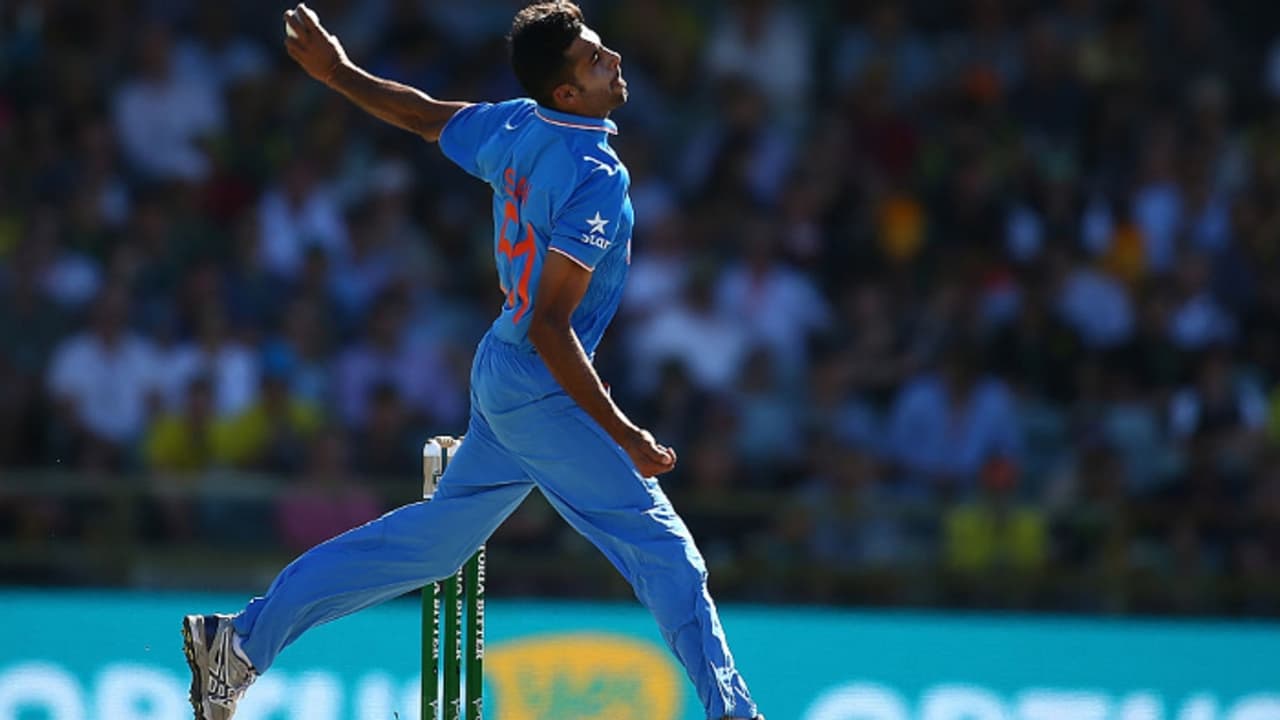 Barinder Sran: ടി20 അരങ്ങേറ്റത്തിൽ റെക്കോര്‍ഡ്, ഒടുവില്‍ 31-ാം വയസി ...