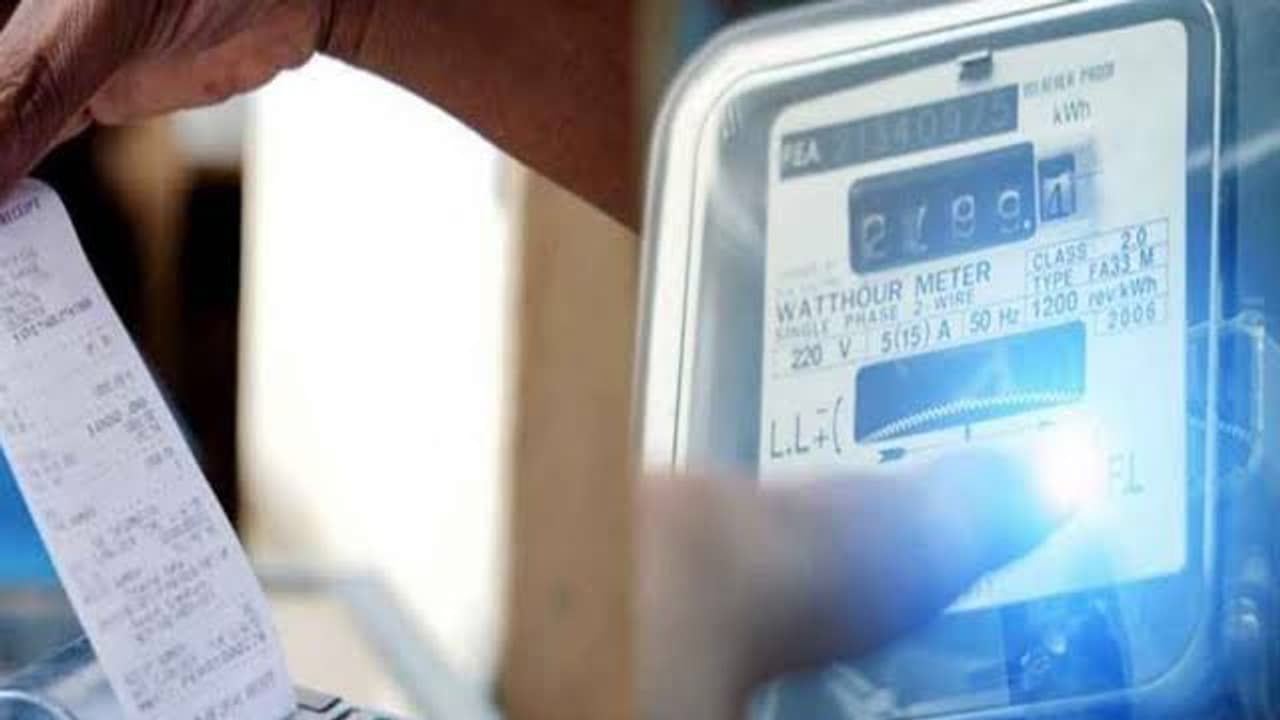 Chennai EB Bill: அடியாத்தி! என்னது மின் கட்டணம் 91,993 ரூபாயா! EB ...