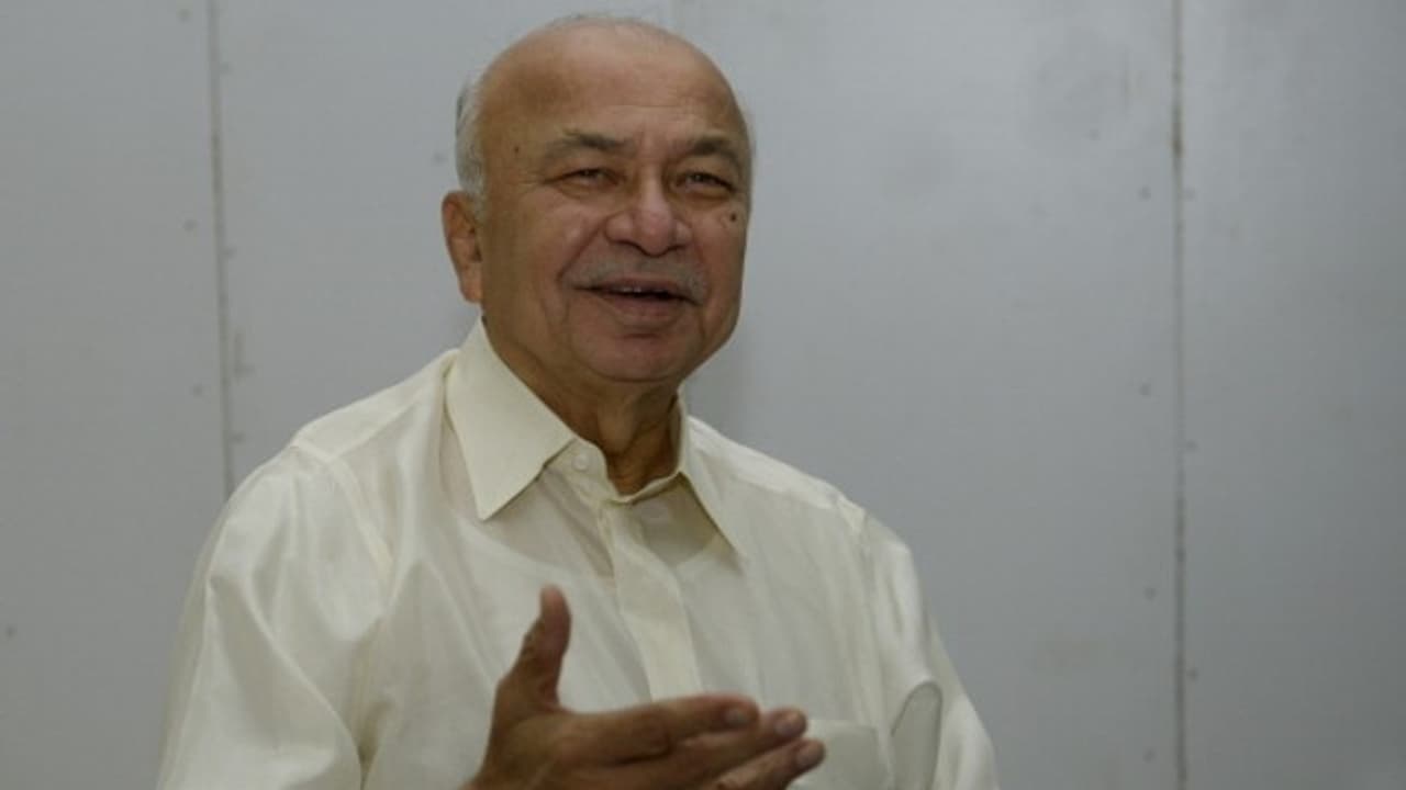 Sushil Kumar Shinde's BIG revelation: 'Saffron terrorism' was Congress ...