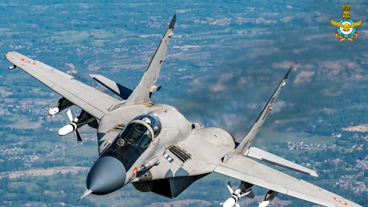 Exercise Eastern Bridge: India Sends Mig-29s and Jaguar fighters to ...