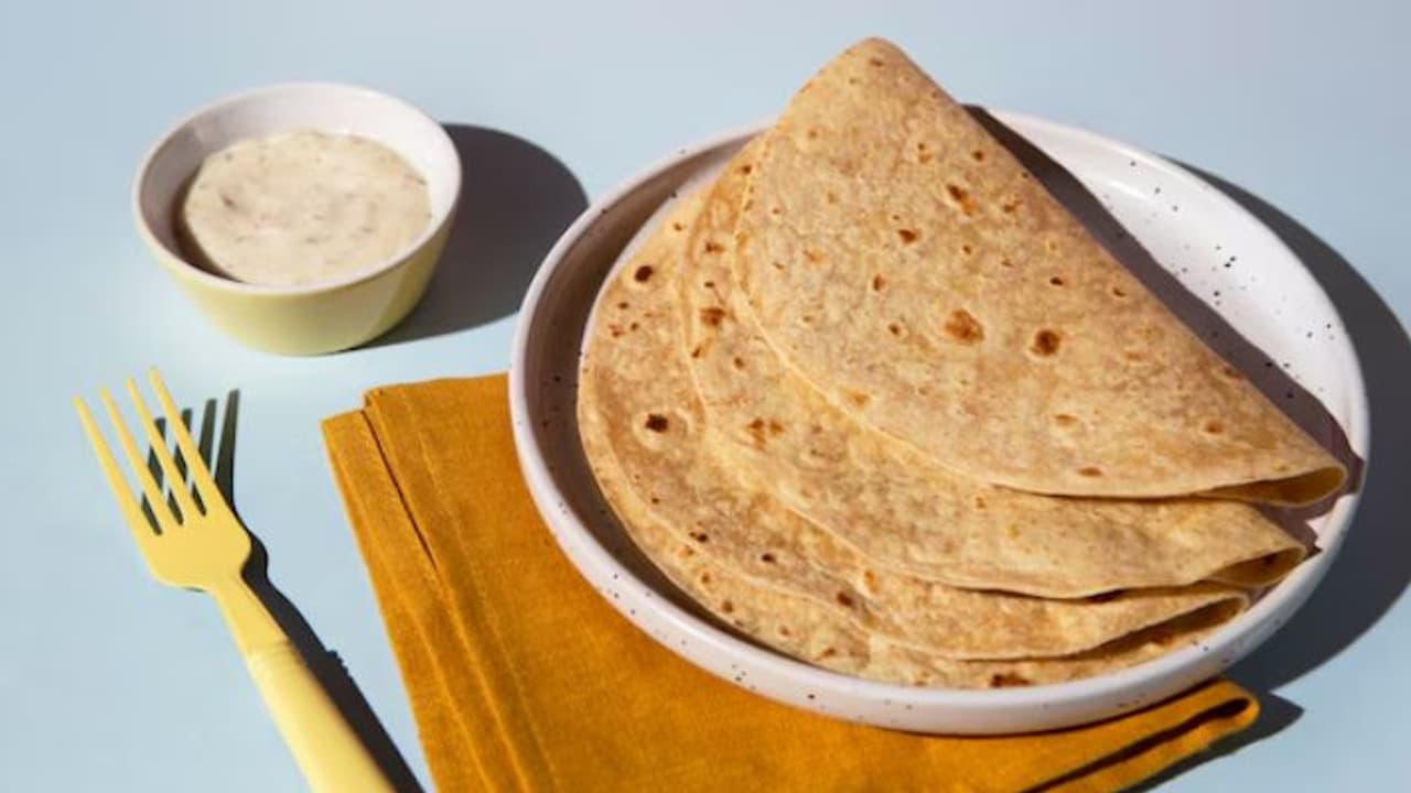 Why you shouldn't serve 3 rotis? Is it a superstition or tradition ...