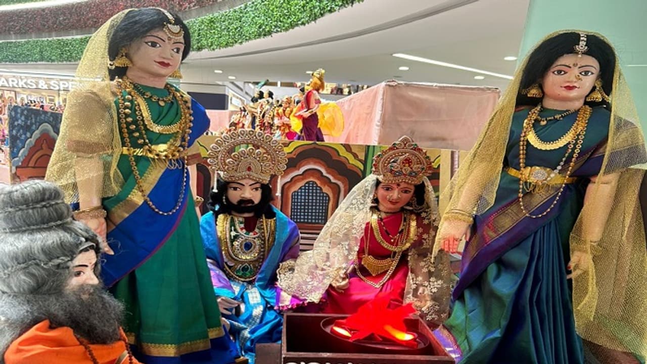 Dasara Doll Festival at Garuna Mall in Bengaluru: ಗರುಡಾ ಮಾಲ್‌ನಲ್ಲಿ ...
