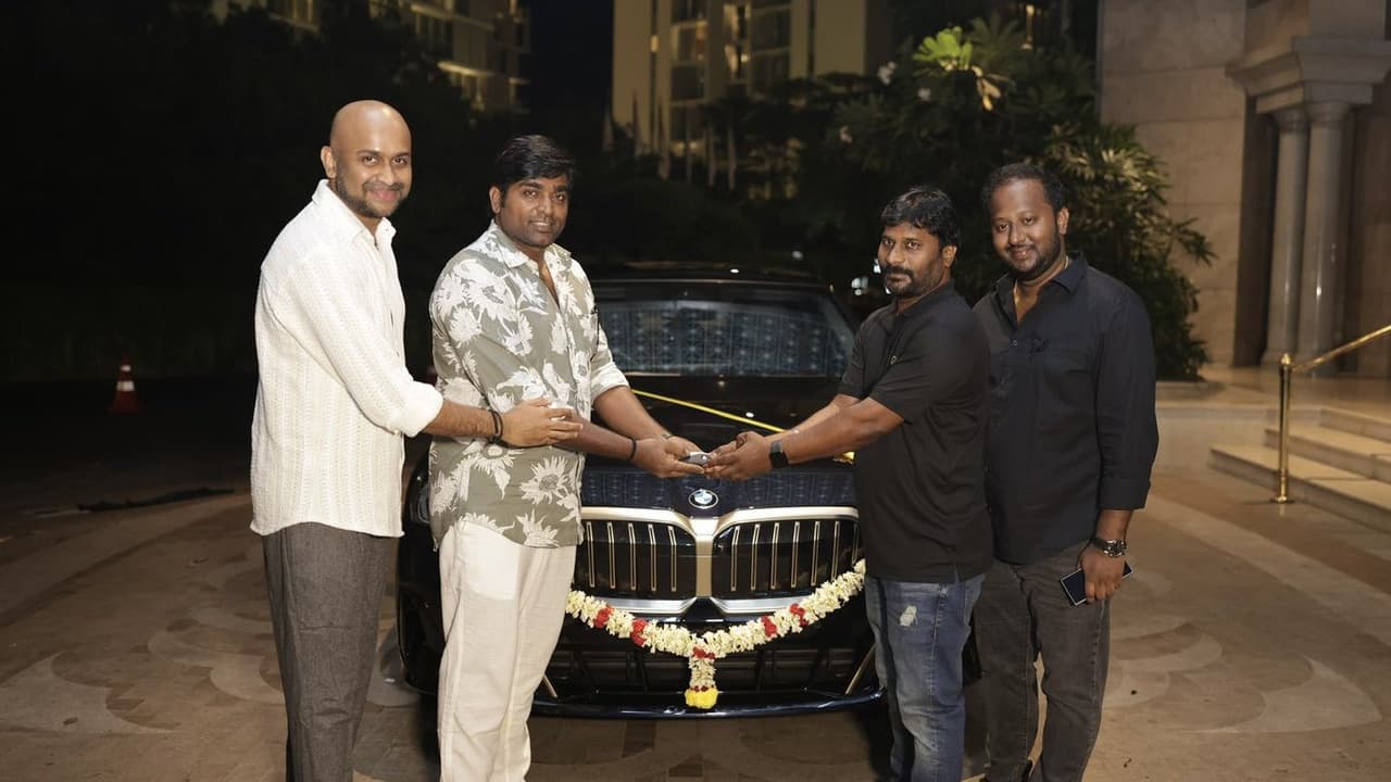 Maharaja star Vijay Sethupathi, team gift BMW car to director Nithilan ...