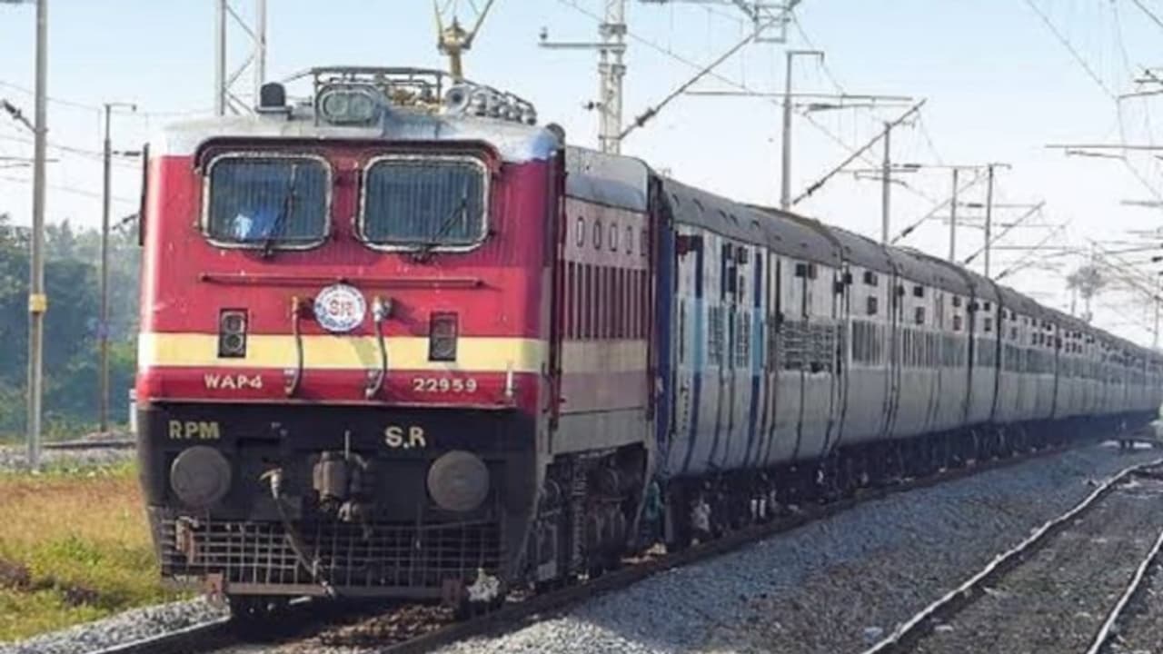 Indian Railways Rules: RAC ticket can now be converted into waiting ...