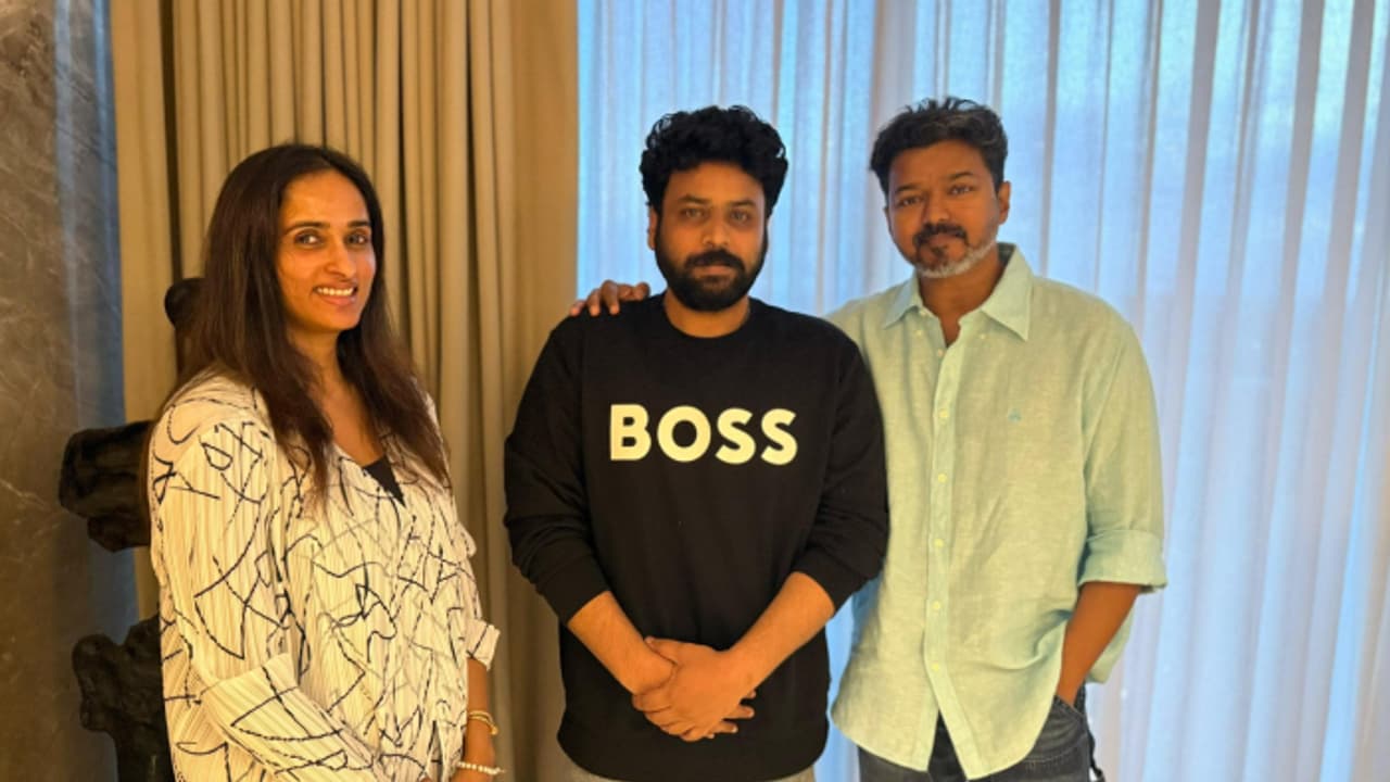 GOAT Success Meet : வசூல் வேட்டை நடத்திய GOAT - தயாரிப்பாளரோடு கேக் ...