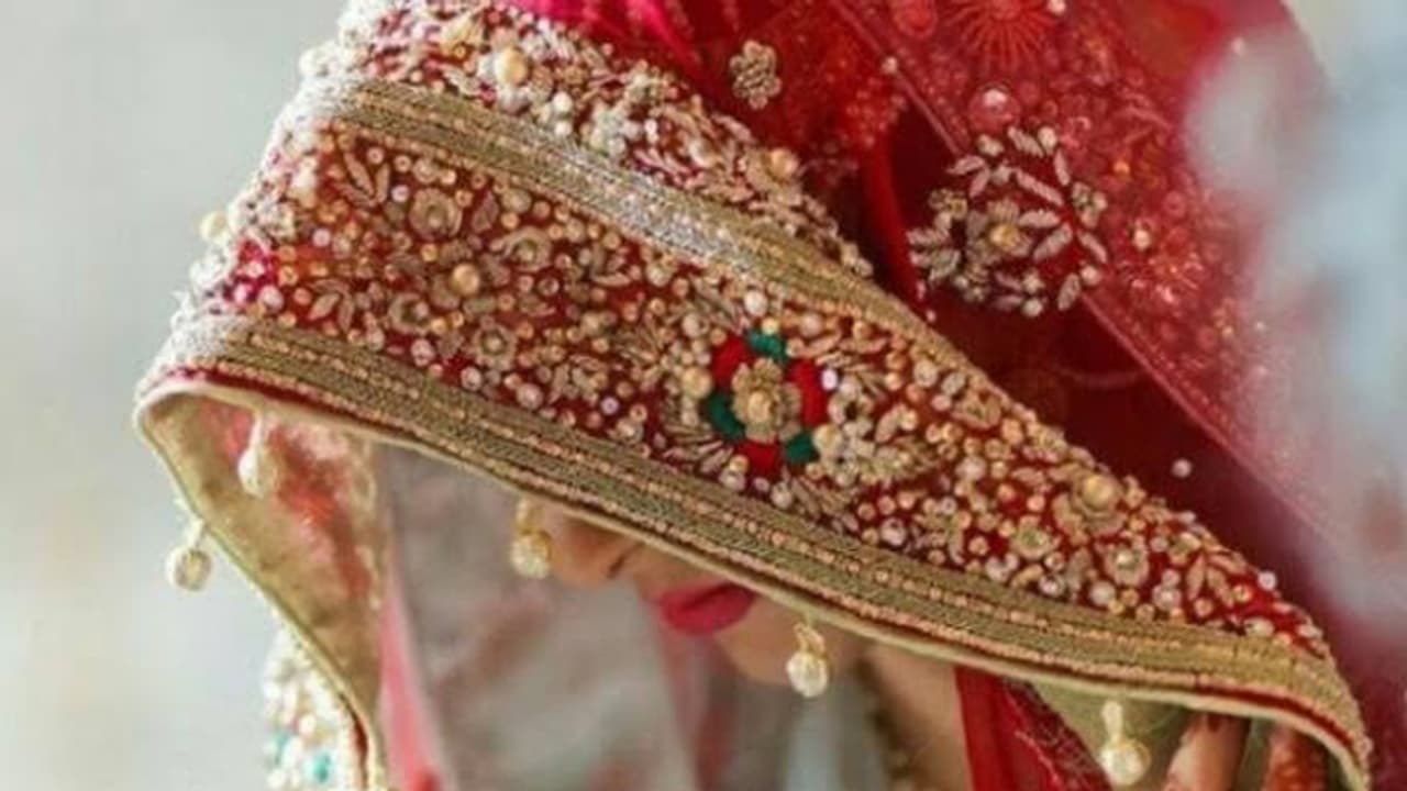बिहार में जेठ दुल्हन को पहनाते हैं पहला गहना , जानें क्या होता है ...