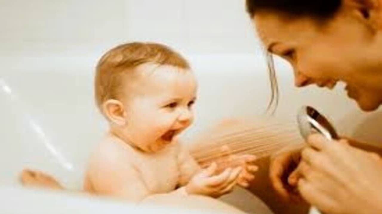 Bathing New Born Baby During Winter In Tamil | Wintercare Tips For New Born Baby ...