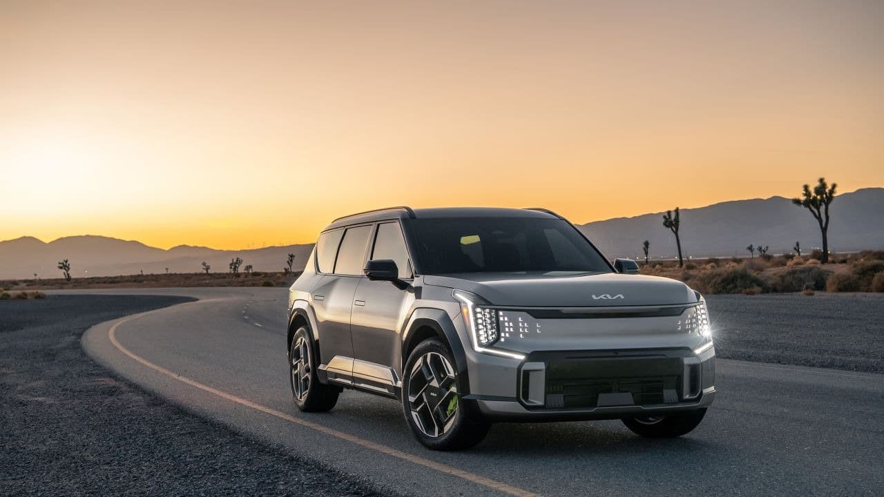 Kia Syros: கம்மி விலையில் SUV 7 சீட்டர் காரை களம் இறக்கும் KIA - SUV Kia Syros: 19ல் வெளியாகிறது ...